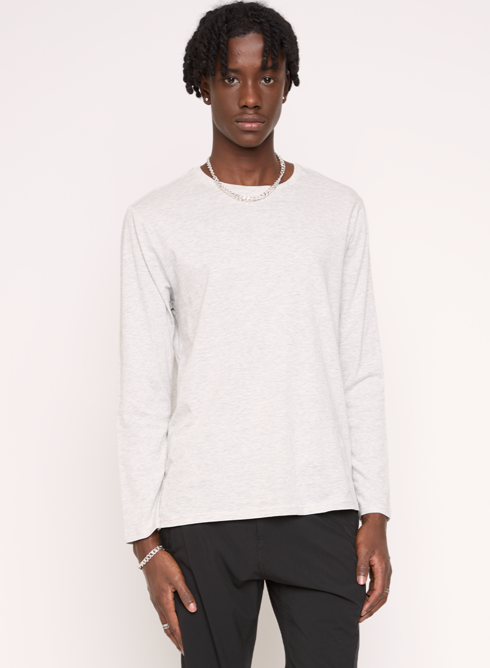 KEL | Long sleeve basic cotton crewneck T-shirt – Point Zero
